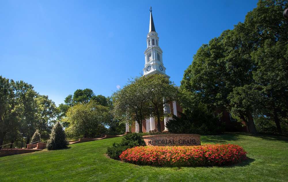 Landscaping for Colleges & Universities: How Landscapes Impact Students ...