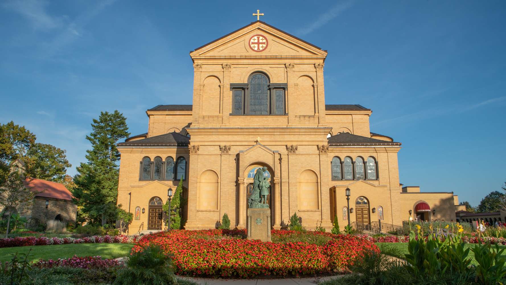 Hiring a Church Groundskeeper vs. a Commercial Landscape Service