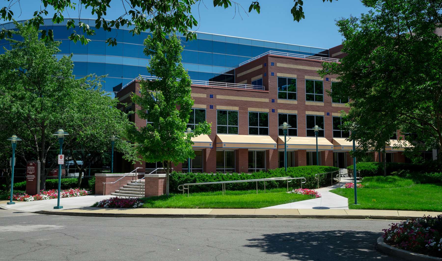 Landscaping Ideas For Office Buildings: Enhancing Workplaces