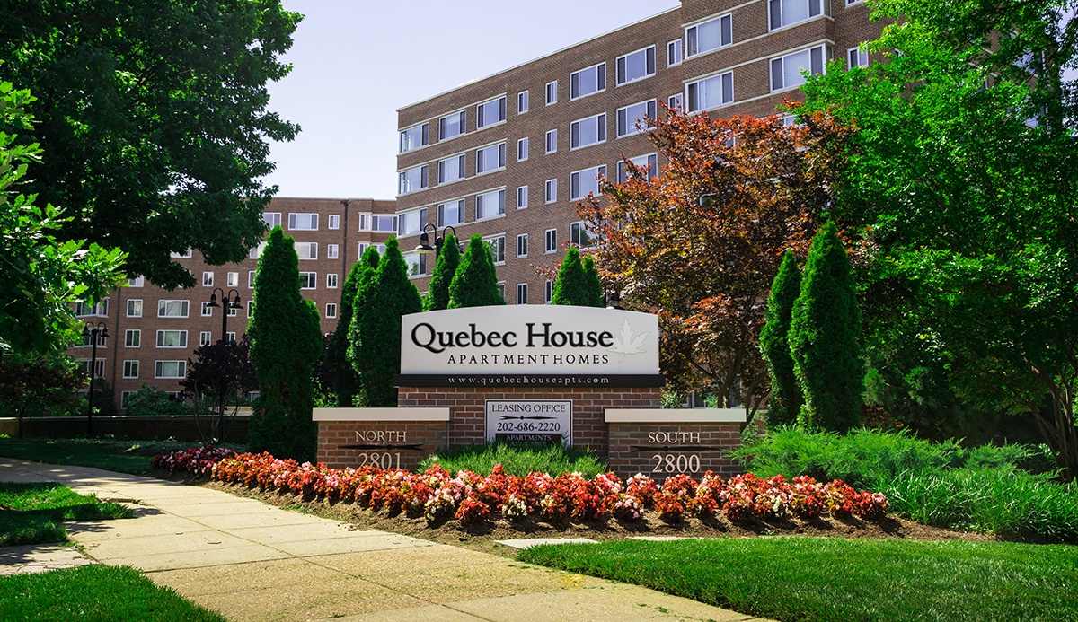 Landscaping Around Signage: 7 Tips To Improve Your Outdoor Signage