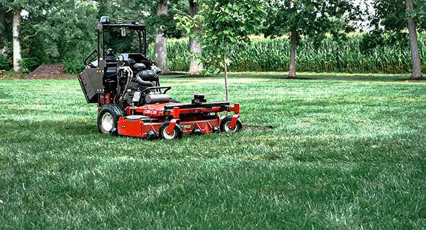 What You Should Know About Commercial Robotic Lawn Mowers & Your Property